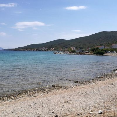Kneza beach 🏖️ Insel Korcula, Kroatien - detaillierte Funktionen, Karte ...