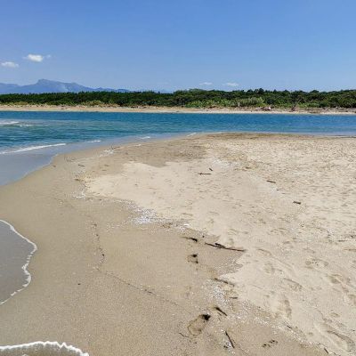 Serchio beach 🏖️ Marina di Vecchiano, Pisa, Italien - detaillierte ...