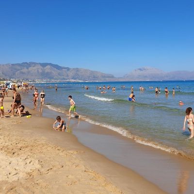 Spiaggia Di Balestrate 🏖️ Insel Sizilien, Italien - detaillierte ...