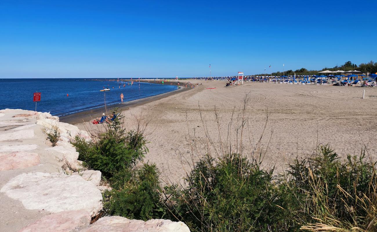 Alle Strände von Isola Albarella auf der Karte mit Fotos und ...